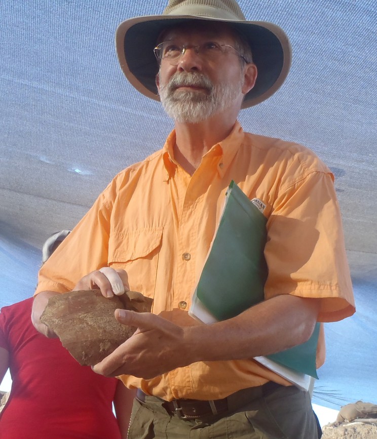 Discussions with the Diggers: Dr. Dale W. Manor – Bible Archaeology Report